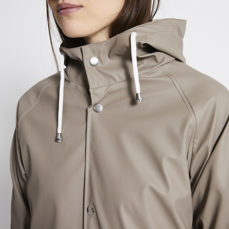 Regnjackor till dam köp online